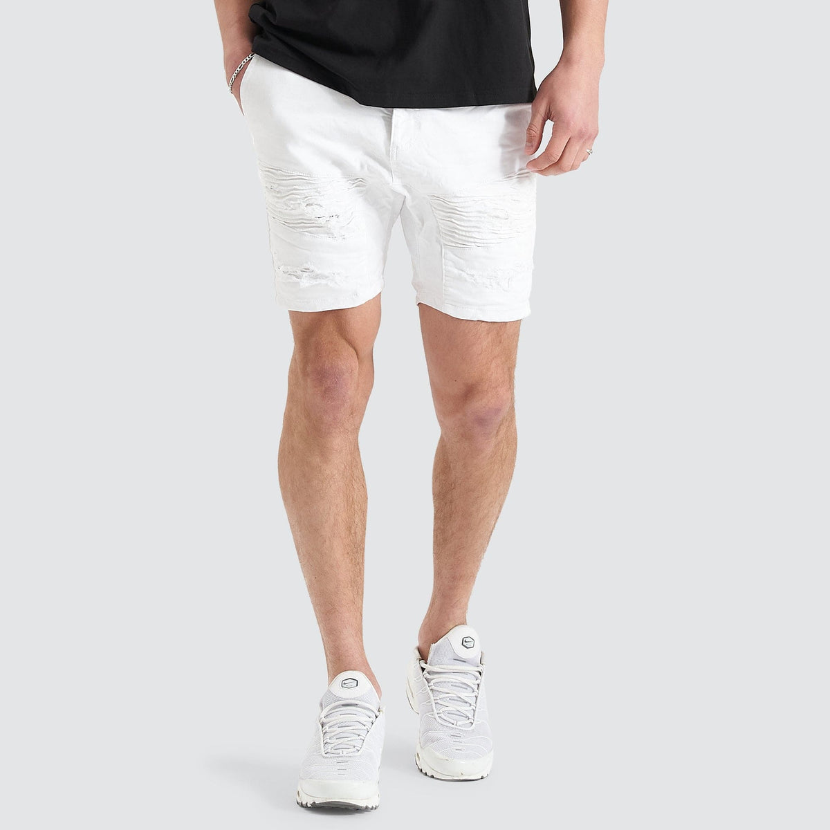 Hellcat Denim Shorts in White | Nena and Pasadena | NXP